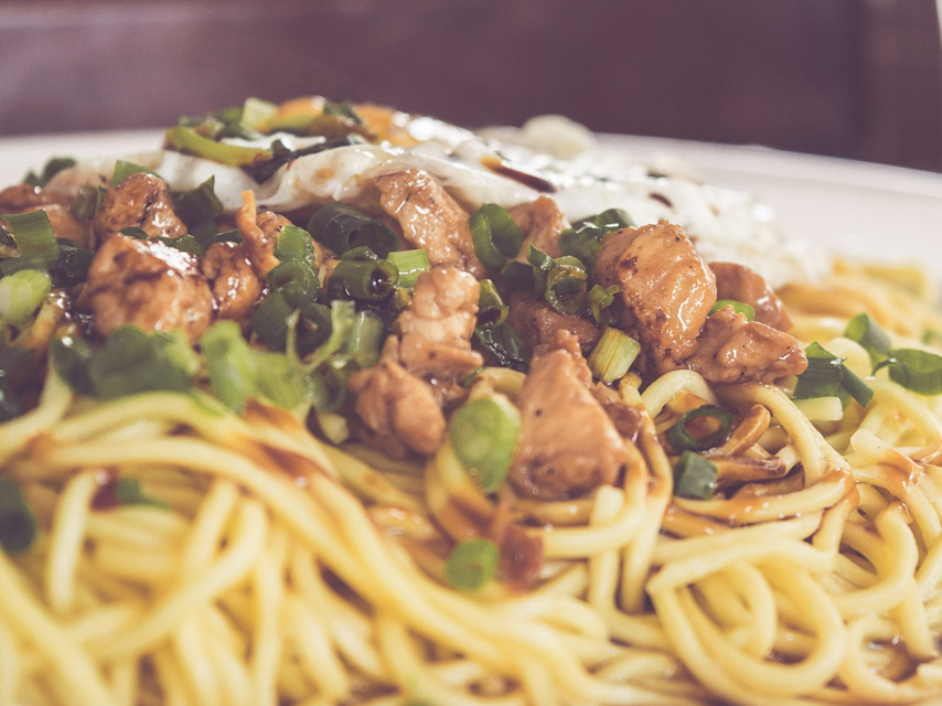 Mine Bouilli Poulet (Boiled Noodles with Chicken) Recipe