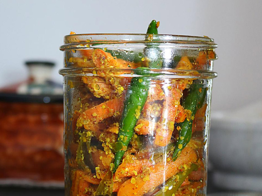 Achard Pomme et Carotte (Apple and Carrot Pickle) Recipe