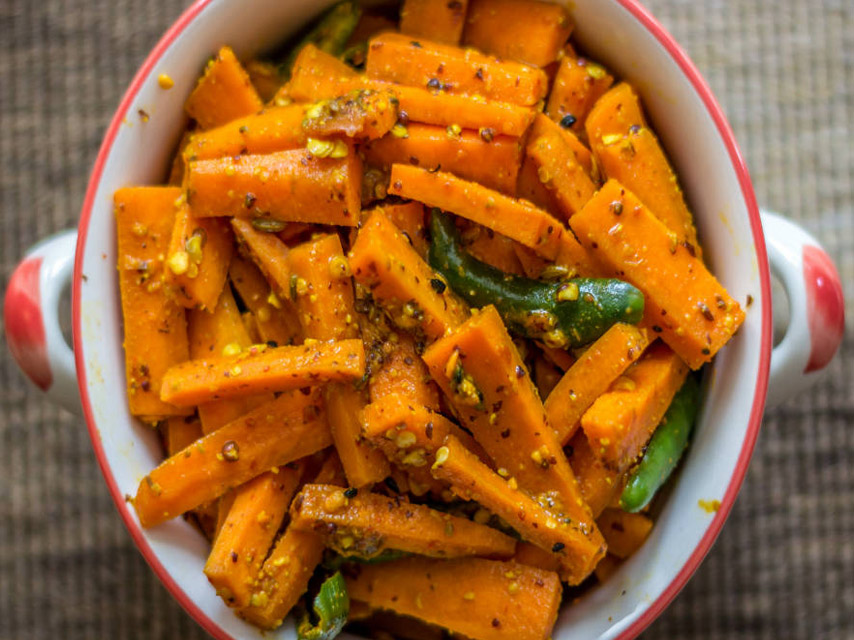 Achard Pomme et Carotte (Apple and Carrot Pickle) Recipe