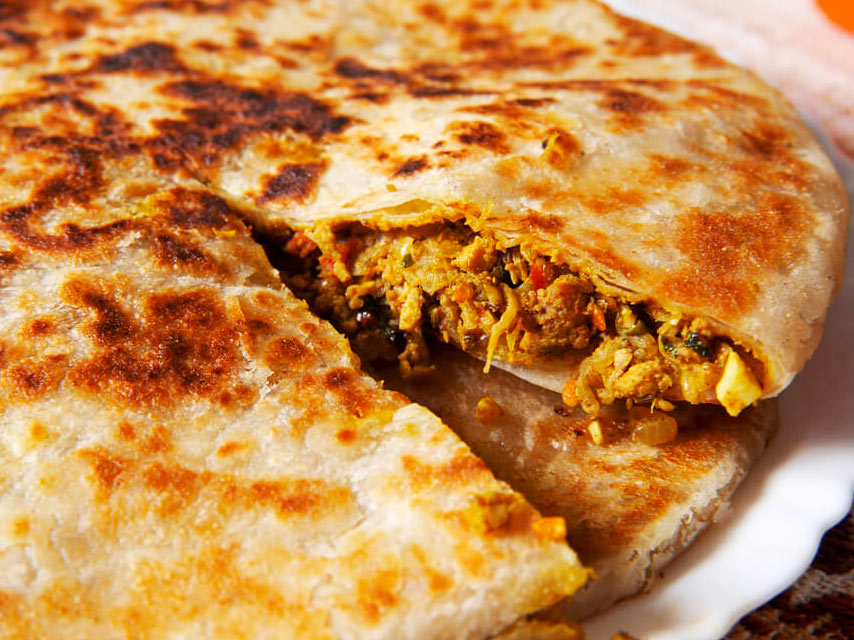 Naan Poulet (Naan Keema Chicken) Recipe