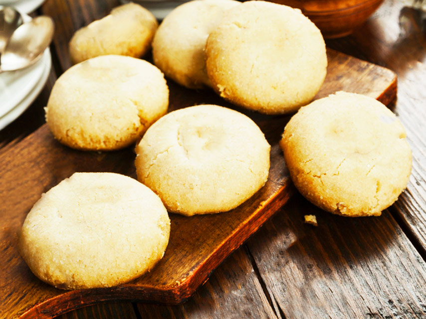 Nankhatai (Sweet Semolina Cookies) Recipe